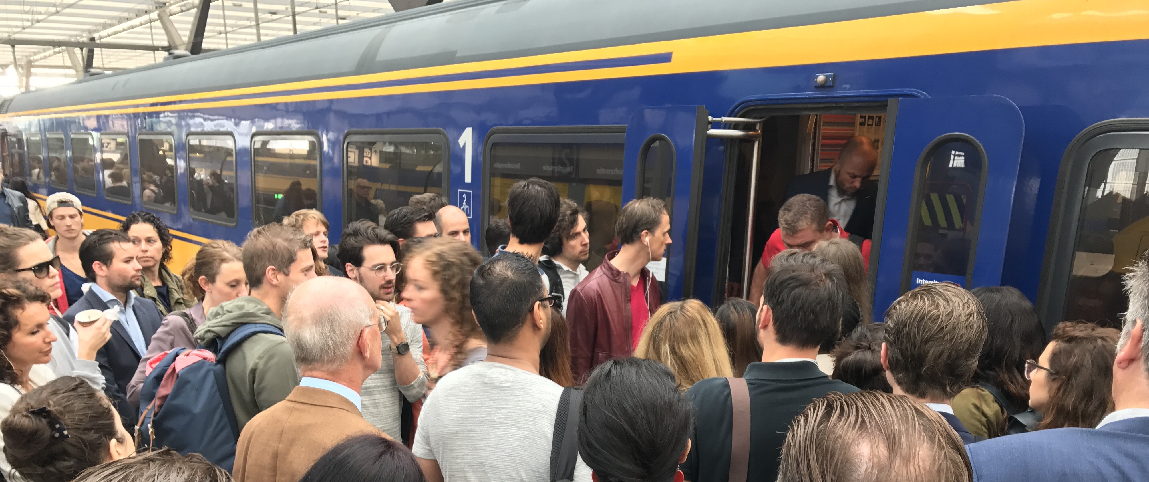 Forse kritiek op NS-plannen 2023 - Rover